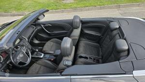 Grey Opel Cascada 2014 in Elektrenai, with an engine capacity of 1.36 L and mileage of 120 thousand km for 6900 €, photo 8 on AUTOMOTO.COM.LV