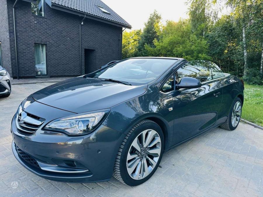 Grey Opel Cascada 2016 in Kaunas, with an engine capacity of 1.60 L and mileage of 220 thousand km for 7750 €, photo 3 on AUTOMOTO.COM.LV