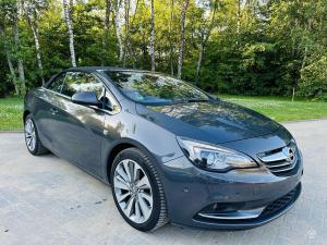 Grey Opel Cascada 2016 in Kaunas, with an engine capacity of 1.60 L and mileage of 220 thousand km for 7750 €, photo 24 on AUTOMOTO.COM.LV