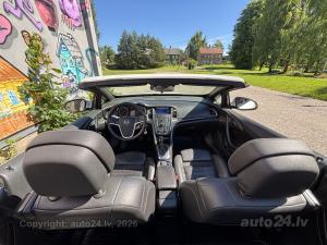 White Opel Cascada 2013 in Tallinn, with an engine capacity of 2.00 L and mileage of 282 thousand km for 7900 €, photo 12 on AUTOMOTO.COM.LV