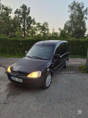 Melns Opel Combo 2011 Kauņa, ar dzinēja tilpumu 1.69 L un nobraukumu 535 tūkst. km par 780 €, foto  vietnē AUTOMOTO.COM.LV