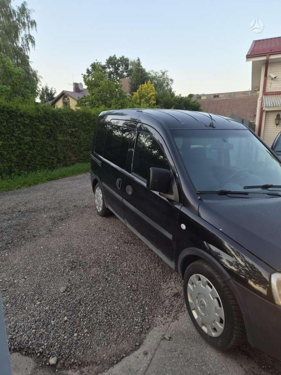 Melns Opel Combo 2011 Kauņa, ar dzinēja tilpumu 1.69 L un nobraukumu 535 tūkst. km par 780 €, foto 3 vietnē AUTOMOTO.COM.LV