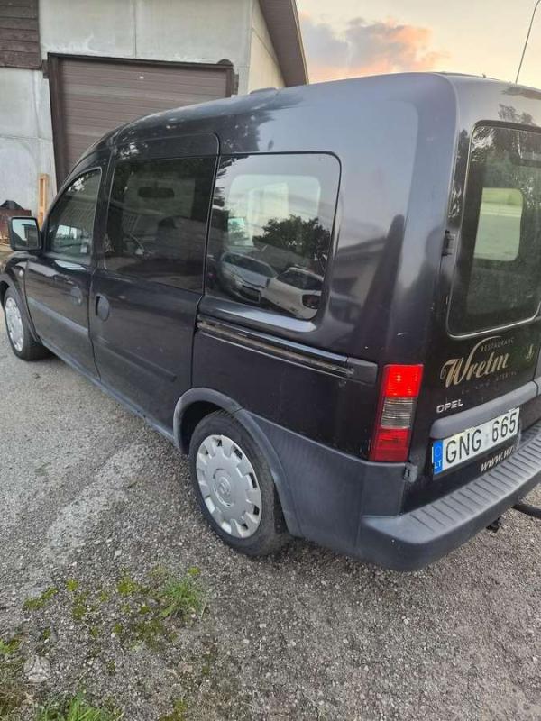 Melns Opel Combo 2011 Kauņa, ar dzinēja tilpumu 1.69 L un nobraukumu 535 tūkst. km par 780 €, foto 3 vietnē AUTOMOTO.COM.LV