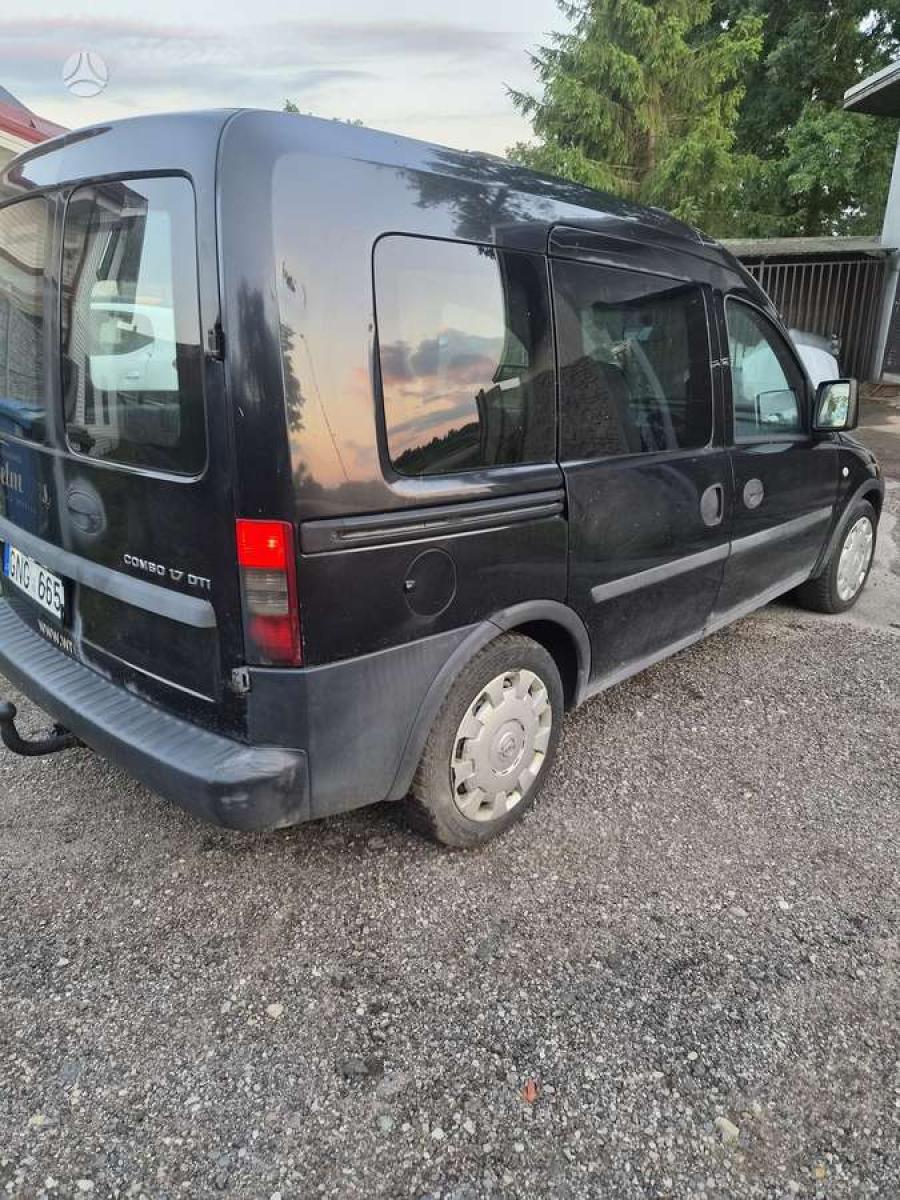 Melns Opel Combo 2011 Kauņa, ar dzinēja tilpumu 1.69 L un nobraukumu 535 tūkst. km par 780 €, foto 5 vietnē AUTOMOTO.COM.LV
