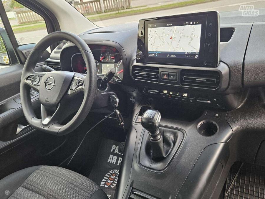 Melns Opel Combo 2019 Šauļi, ar dzinēja tilpumu 1.20 L un nobraukumu 176 tūkst. km par 8750 €, foto 14 vietnē AUTOMOTO.COM.LV