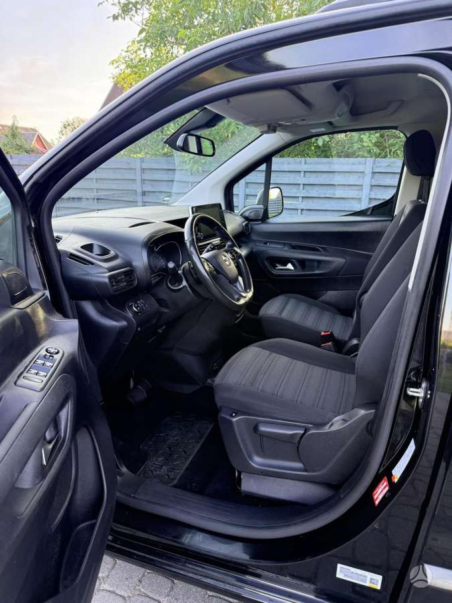 Melns Opel Combo 2020 Marijampole, ar dzinēja tilpumu 1.50 L un nobraukumu 177 tūkst. km par 10900 €, foto 12 vietnē AUTOMOTO.COM.LV