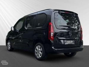 Black Opel Combo 2024 in Kaunas, with an engine capacity of 1.50 L and mileage of 31 thousand km for 29019 €, photo 4 on AUTOMOTO.COM.LV