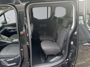 Black Opel Combo 2024 in Kaunas, with an engine capacity of 1.50 L and mileage of 31 thousand km for 29019 €, photo 11 on AUTOMOTO.COM.LV