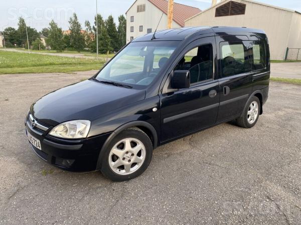 Черный Опель Комбо груз.-пасс. 2009 в Лудза, объемом двигателя 1.30 л и пробегом 0 тыс. км за 2550 €, фото 1 на AUTOMOTO.COM.LV