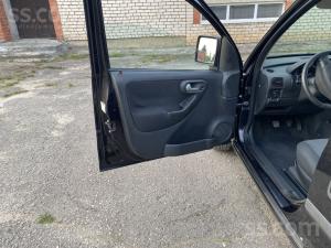 Black Opel Combo 2009 in Ludza, with an engine capacity of 1.30 L and mileage of 0 thousand km for 2550 €, photo 9 on AUTOMOTO.COM.LV