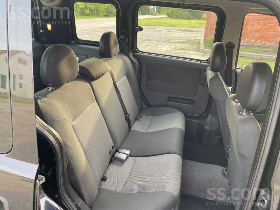Black Opel Combo 2009 in Ludza, with an engine capacity of 1.30 L and mileage of 0 thousand km for 2550 €, photo 13 on AUTOMOTO.COM.LV