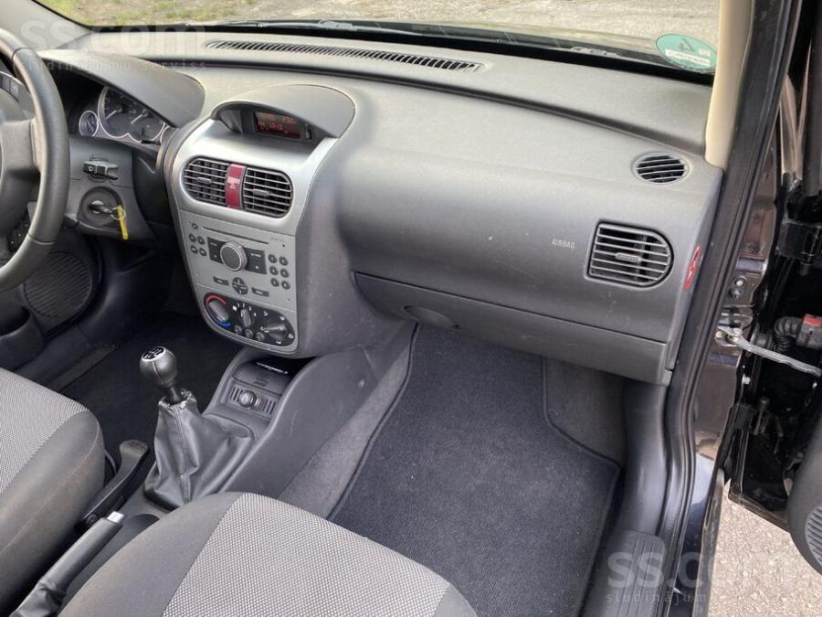 Black Opel Combo 2009 in Ludza, with an engine capacity of 1.30 L and mileage of 0 thousand km for 2550 €, photo 16 on AUTOMOTO.COM.LV