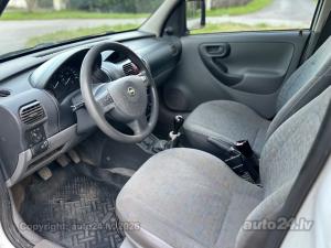 Black Opel Combo 2003 in Tallinn, with an engine capacity of 1.70 L and mileage of 204 thousand km for 990 €, photo 14 on AUTOMOTO.COM.LV