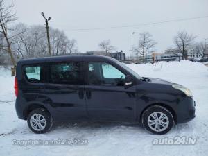 Melns Opel Combo 2015 Rakvere, ar dzinēja tilpumu 1.60 L un nobraukumu 228 tūkst. km par 5500 €, foto 5 vietnē AUTOMOTO.COM.LV