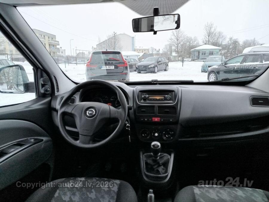Melns Opel Combo 2015 Rakvere, ar dzinēja tilpumu 1.60 L un nobraukumu 228 tūkst. km par 5500 €, foto 8 vietnē AUTOMOTO.COM.LV