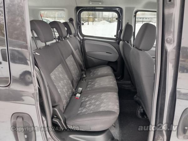Melns Opel Combo 2015 Rakvere, ar dzinēja tilpumu 1.60 L un nobraukumu 228 tūkst. km par 5500 €, foto 9 vietnē AUTOMOTO.COM.LV
