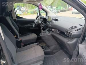 Black Opel Combo 2019 in Ogre, with an engine capacity of 1.60 L and mileage of 0 thousand km for 6500 €, photo 14 on AUTOMOTO.COM.LV
