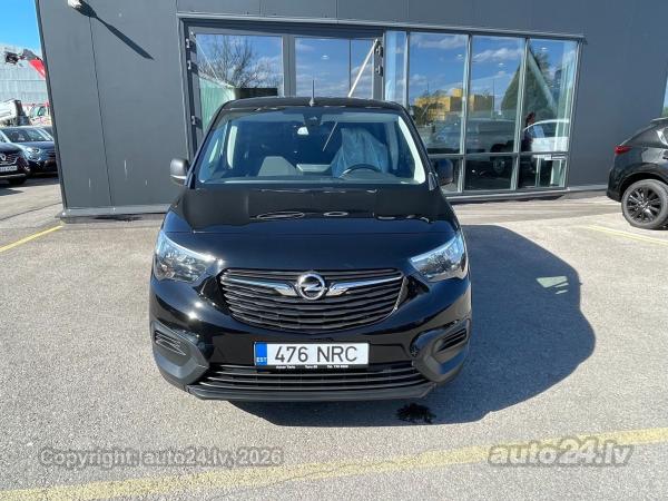 Melns Opel Combo 2020 Tartu, ar dzinēja tilpumu 1.50 L un nobraukumu 129 tūkst. km par 11990 €, foto 2 vietnē AUTOMOTO.COM.LV