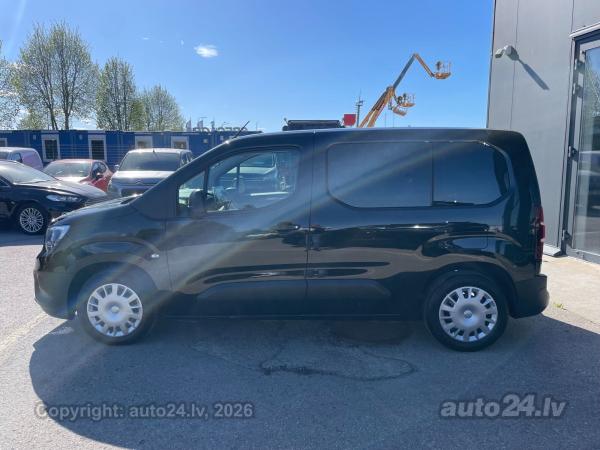 Melns Opel Combo 2020 Tartu, ar dzinēja tilpumu 1.50 L un nobraukumu 129 tūkst. km par 11990 €, foto 6 vietnē AUTOMOTO.COM.LV
