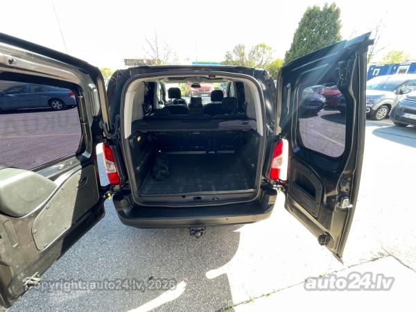 Melns Opel Combo 2020 Tartu, ar dzinēja tilpumu 1.50 L un nobraukumu 129 tūkst. km par 11990 €, foto 7 vietnē AUTOMOTO.COM.LV