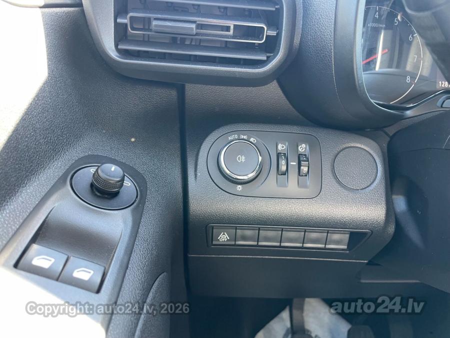 Melns Opel Combo 2020 Tartu, ar dzinēja tilpumu 1.50 L un nobraukumu 129 tūkst. km par 11990 €, foto 11 vietnē AUTOMOTO.COM.LV