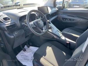 Melns Opel Combo 2020 Tartu, ar dzinēja tilpumu 1.50 L un nobraukumu 129 tūkst. km par 11990 €, foto 12 vietnē AUTOMOTO.COM.LV