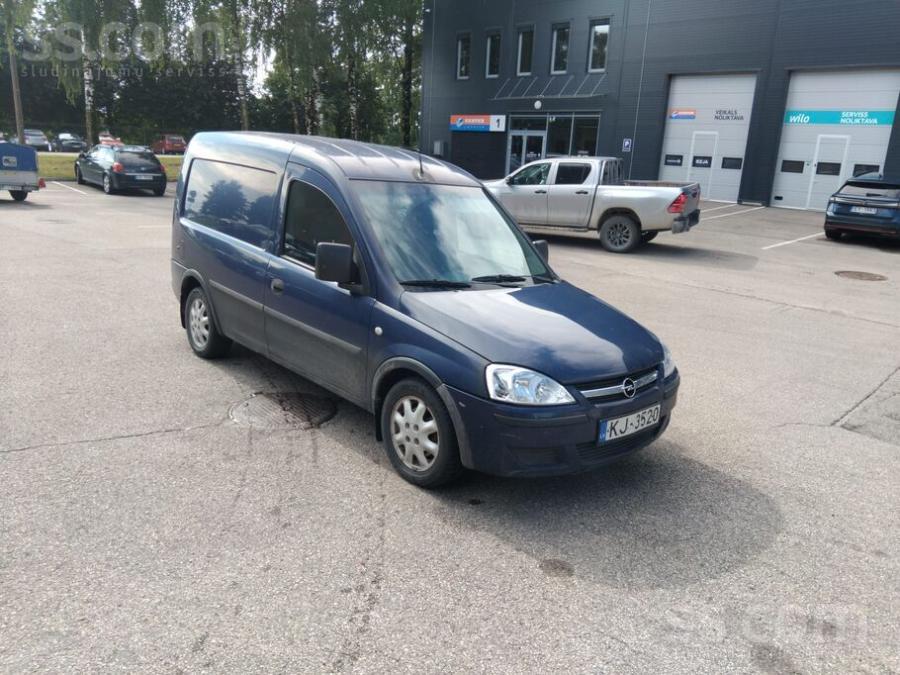 Zils Opel Combo 2013 Jēkabpils, ar dzinēja tilpumu 1.70 L un nobraukumu 269 tūkst. km par 1700 €, foto 1 vietnē AUTOMOTO.COM.LV