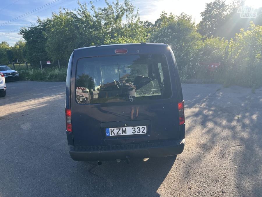 Zils Opel Combo 2006 Šauļi, ar dzinēja tilpumu 1.70 L un nobraukumu 288 tūkst. km par 949 €, foto 6 vietnē AUTOMOTO.COM.LV