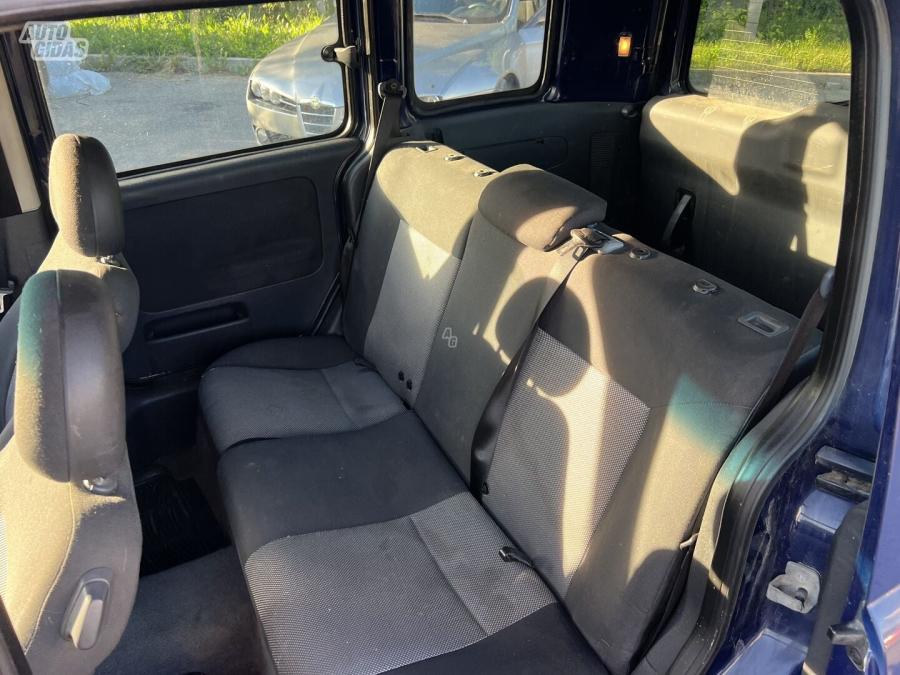Zils Opel Combo 2006 Šauļi, ar dzinēja tilpumu 1.70 L un nobraukumu 288 tūkst. km par 949 €, foto 17 vietnē AUTOMOTO.COM.LV