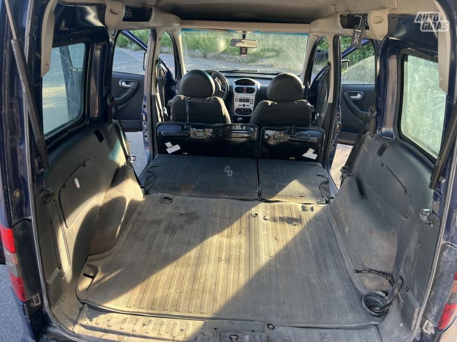 Zils Opel Combo 2006 Šauļi, ar dzinēja tilpumu 1.70 L un nobraukumu 288 tūkst. km par 949 €, foto 21 vietnē AUTOMOTO.COM.LV