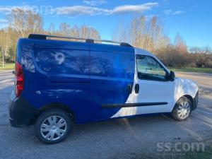 Zils Opel Combo 2013 Rīga, ar dzinēja tilpumu 1.60 L un nobraukumu 258 tūkst. km par 3300 €, foto 6 vietnē AUTOMOTO.COM.LV