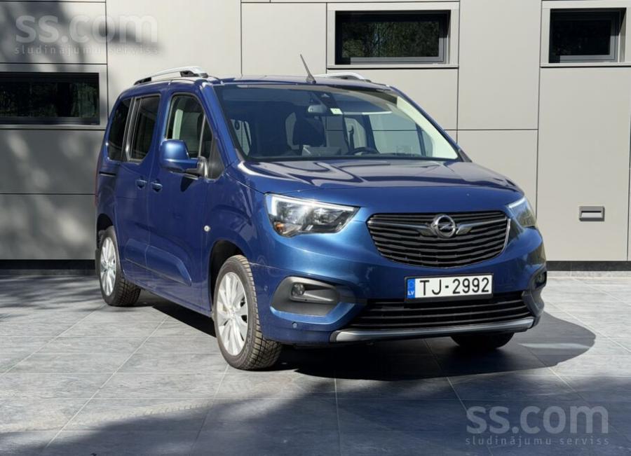 Zils Opel Combo 2019 Rīga, ar dzinēja tilpumu 1.50 L un nobraukumu 174 tūkst. km par 10200 €, foto 1 vietnē AUTOMOTO.COM.LV