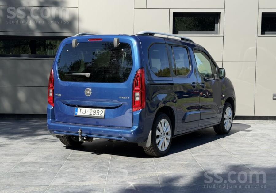 Zils Opel Combo 2019 Rīga, ar dzinēja tilpumu 1.50 L un nobraukumu 174 tūkst. km par 10200 €, foto 4 vietnē AUTOMOTO.COM.LV