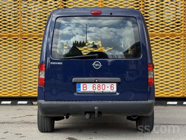 Zils Opel Combo 2009 Ogre, ar dzinēja tilpumu 1.60 L un nobraukumu 161 tūkst. km par 3795 €, foto 4 vietnē AUTOMOTO.COM.LV