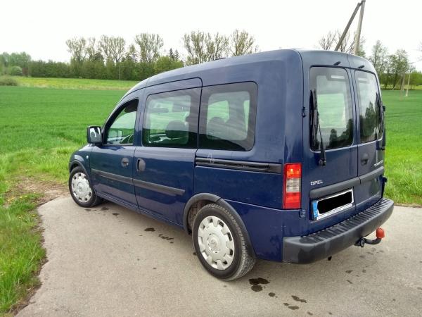 Blue Opel Combo 2010 in Vilkaviskis, with an engine capacity of 1.20 L and mileage of 263 thousand km for 1950 €, photo 1 on AUTOMOTO.COM.LV