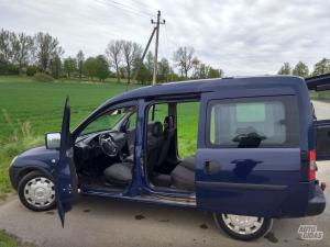 Blue Opel Combo 2010 in Vilkaviskis, with an engine capacity of 1.20 L and mileage of 263 thousand km for 1950 €, photo 6 on AUTOMOTO.COM.LV