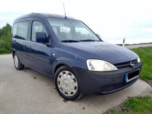 Blue Opel Combo 2010 in Vilkaviskis, with an engine capacity of 1.20 L and mileage of 263 thousand km for 1950 €, photo 8 on AUTOMOTO.COM.LV
