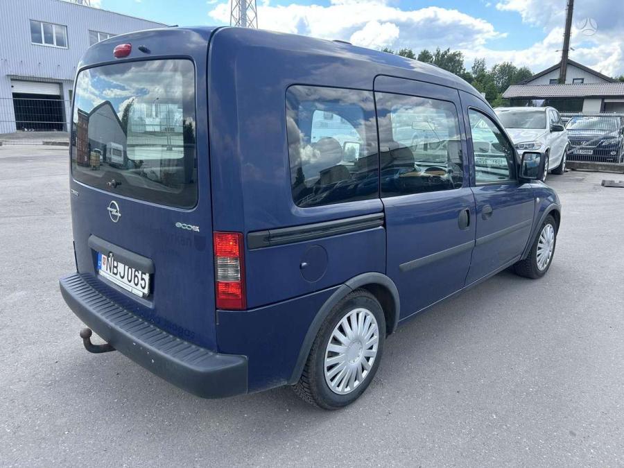 Zils Opel Combo 2010 Kauņa, ar dzinēja tilpumu 1.60 L un nobraukumu 150 tūkst. km par 1600 €, foto 10 vietnē AUTOMOTO.COM.LV