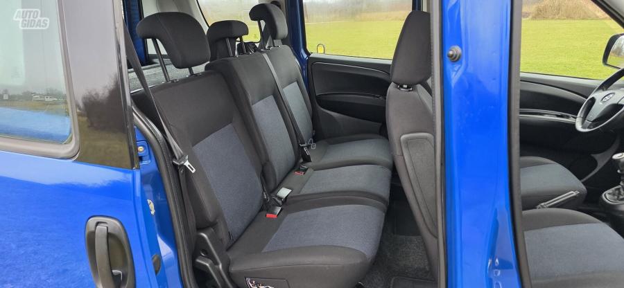 Zils Opel Combo 2013 Šauļi, ar dzinēja tilpumu 1.60 L un nobraukumu 270 tūkst. km par 3990 €, foto 25 vietnē AUTOMOTO.COM.LV