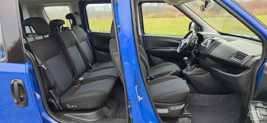 Zils Opel Combo 2013 Šauļi, ar dzinēja tilpumu 1.60 L un nobraukumu 270 tūkst. km par 3990 €, foto 26 vietnē AUTOMOTO.COM.LV