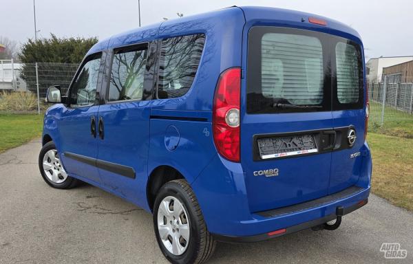 Zils Opel Combo 2013 Šauļi, ar dzinēja tilpumu 1.60 L un nobraukumu 270 tūkst. km par 4150 €, foto 10 vietnē AUTOMOTO.COM.LV