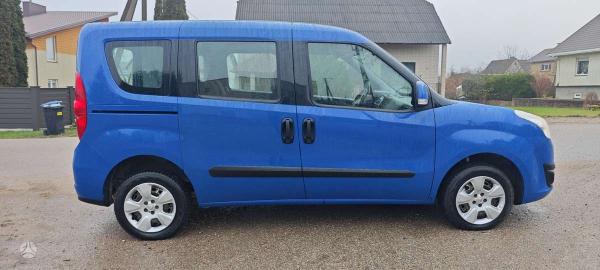 Zils Opel Combo 2015 Utena, ar dzinēja tilpumu 1.60 L un nobraukumu 257 tūkst. km par 4650 €, foto 2 vietnē AUTOMOTO.COM.LV