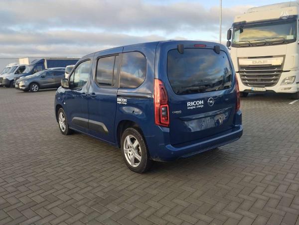 Blue Opel Combo 2020 in Taurage, with an engine capacity of 1.50 L and mileage of 105 thousand km for 8700 €, photo 3 on AUTOMOTO.COM.LV
