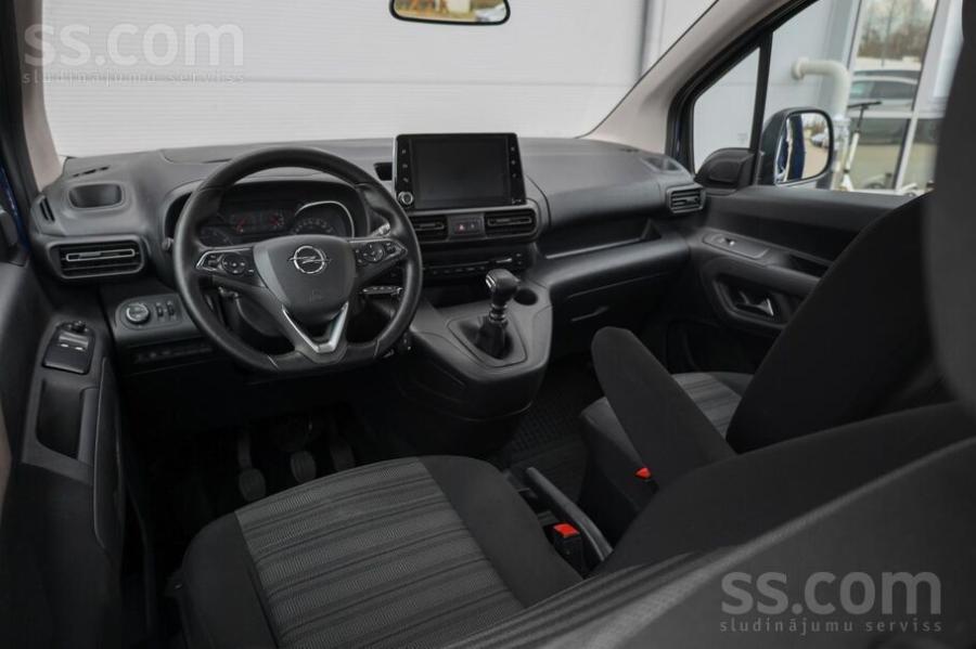 Zils Opel Combo 2020 Rīga, ar dzinēja tilpumu 1.50 L un nobraukumu 0 tūkst. km par 9995 €, foto 13 vietnē AUTOMOTO.COM.LV
