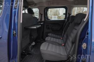 Zils Opel Combo 2020 Rīga, ar dzinēja tilpumu 1.50 L un nobraukumu 0 tūkst. km par 9995 €, foto 16 vietnē AUTOMOTO.COM.LV