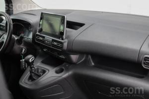 Zils Opel Combo 2020 Rīga, ar dzinēja tilpumu 1.50 L un nobraukumu 0 tūkst. km par 9995 €, foto 20 vietnē AUTOMOTO.COM.LV