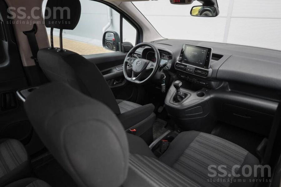 Zils Opel Combo 2020 Rīga, ar dzinēja tilpumu 1.50 L un nobraukumu 0 tūkst. km par 9995 €, foto 21 vietnē AUTOMOTO.COM.LV