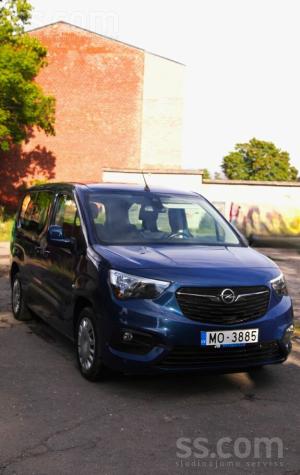 Zils Opel Combo 2020 Liepāja, ar dzinēja tilpumu 1.50 L un nobraukumu 152 tūkst. km par 9450 €, foto 3 vietnē AUTOMOTO.COM.LV