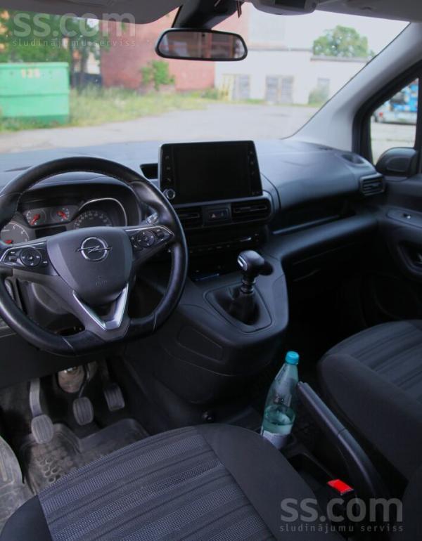Zils Opel Combo 2020 Liepāja, ar dzinēja tilpumu 1.50 L un nobraukumu 152 tūkst. km par 9450 €, foto 7 vietnē AUTOMOTO.COM.LV
