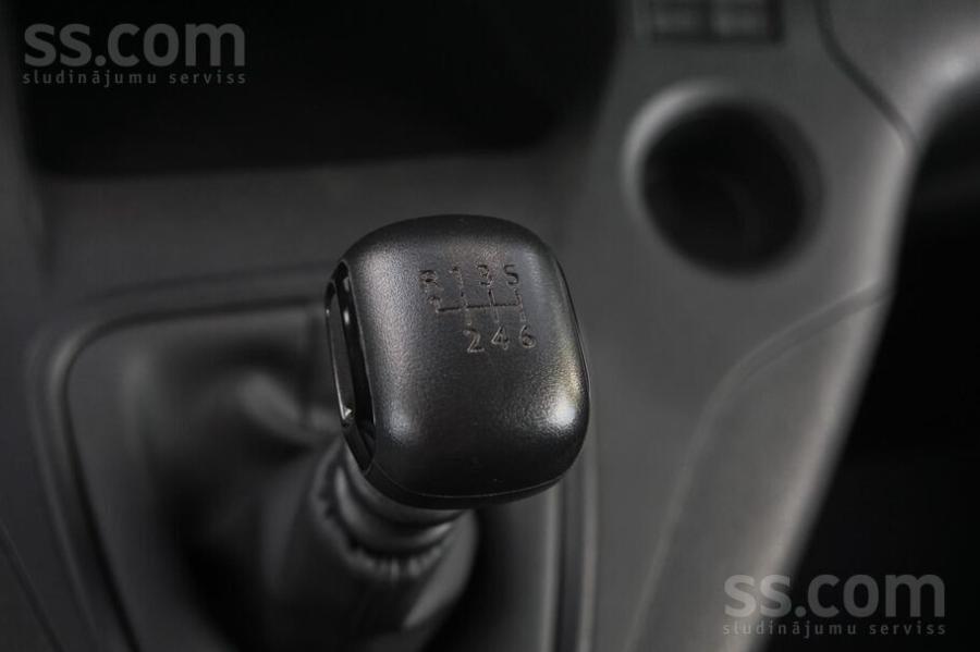 Blue Opel Combo 2023 in Riga, with an engine capacity of 1.50 L and mileage of 159 thousand km for 12990 €, photo 12 on AUTOMOTO.COM.LV